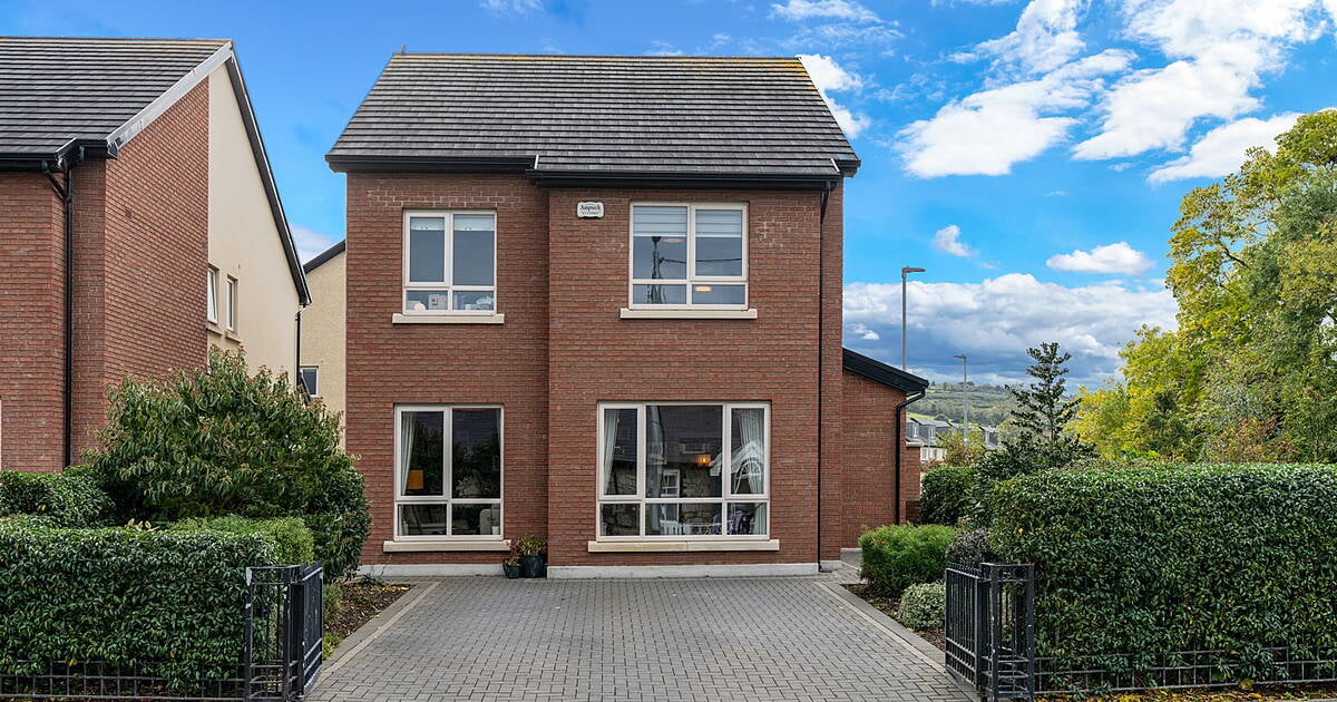 1 Dodderbrook View, Ballycullen, D24 CYV6 - House
