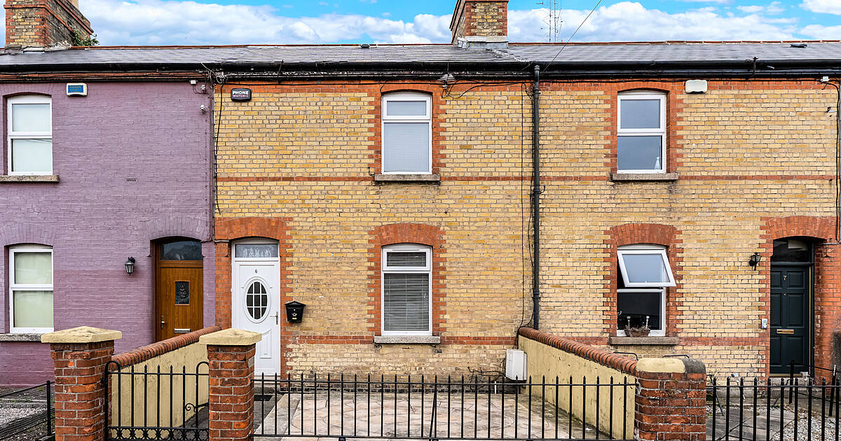 6 St Clare's Terrace, Harold's Cross, D06 Y2T0 - House