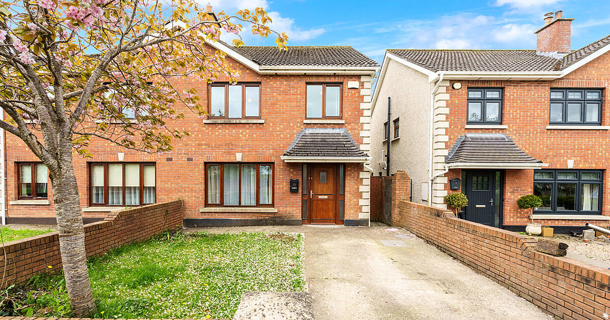 2 The Meadows, Newtown Manor, Kill, W91 TY79 - House